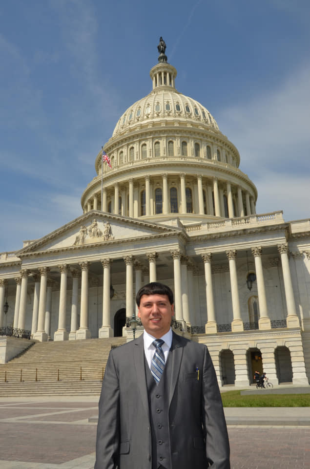 Xavier DeGroat: the First White House Intern Diagnosed with Autism ...