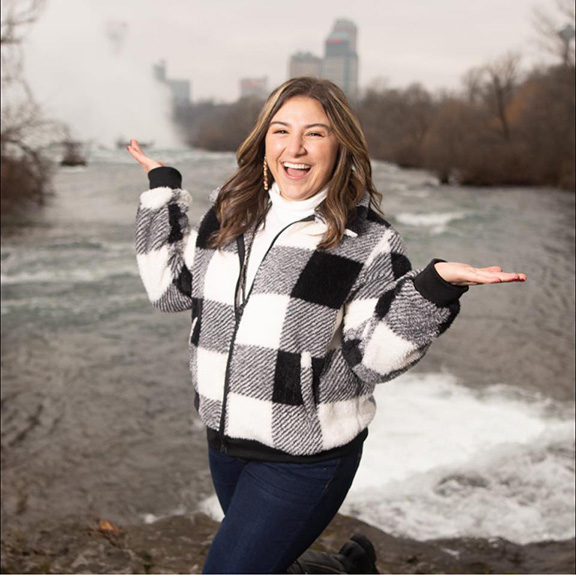 Big Brother Season 23 Star Britini D'Angelo Speaks About Her Autism ...